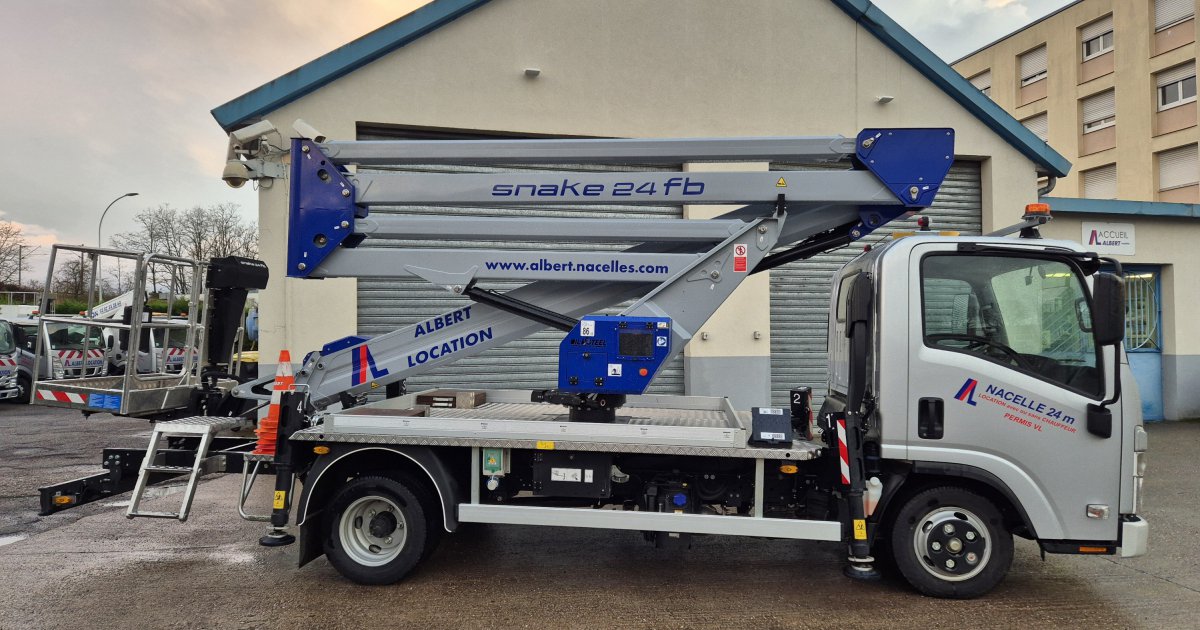 Snake 24 fb oil&steel - Accueil - albert nacelles - location de passerelles